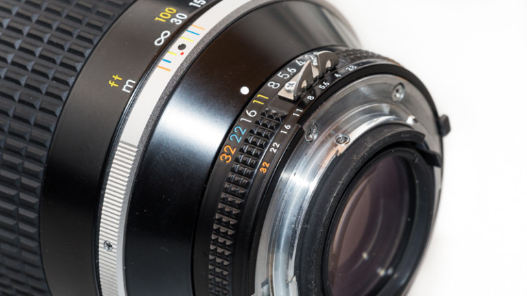 nikon_ais_aperture_ring - phillipreeve.net
