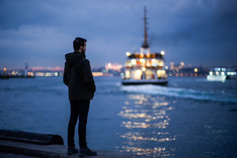 How to: Create Environmental Portraits - phillipreeve.net