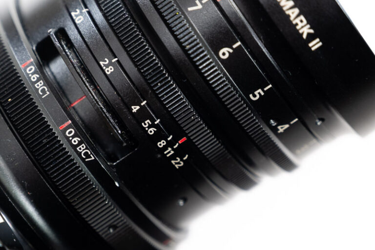 REVIEW: LOMOGRAPHY Petzval 55mm F/1.7 Bokeh Control Mark II Art Lens ...