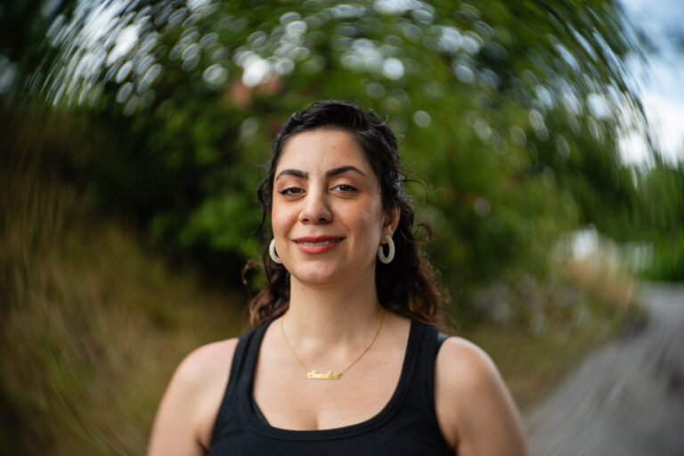 REVIEW: LOMOGRAPHY Petzval 55mm F/1.7 Bokeh Control Mark II Art Lens ...